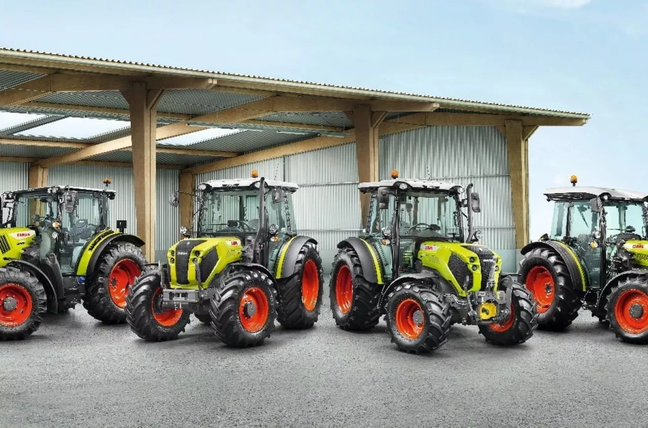 Claas wprowadza 3 serie ciągników kompaktowych